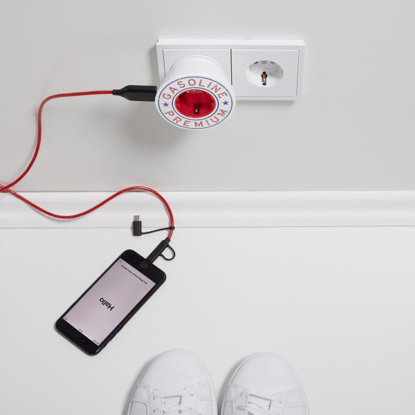 merch-concepts | Der USB plug – ausgezeichnetes Design trifft 4.400mA ...